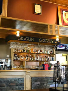 Home - Gigglin' Grizzly Neighbourhood Pub